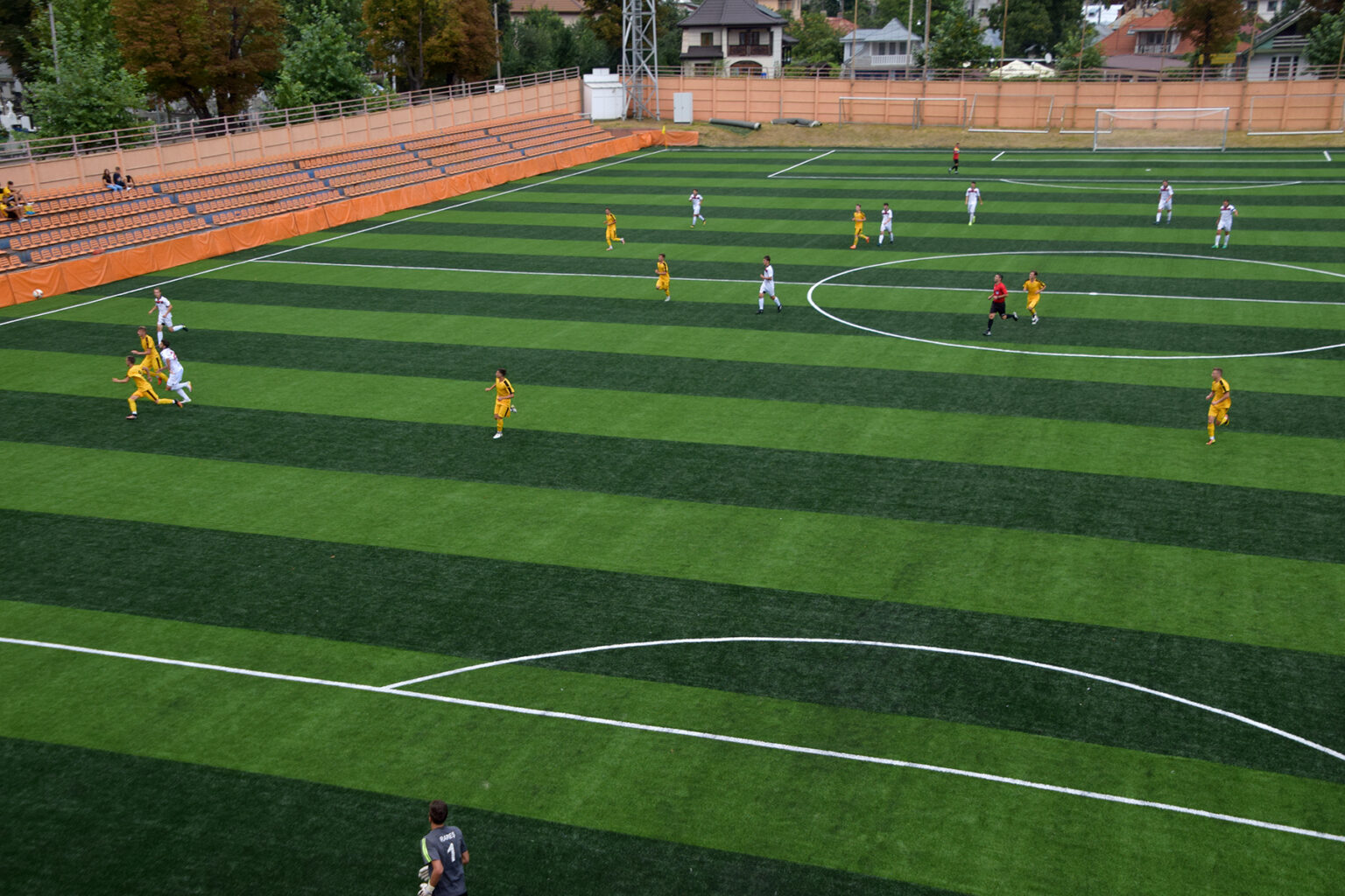 Câți metri are un teren de fotbal? Dimensiuni standard